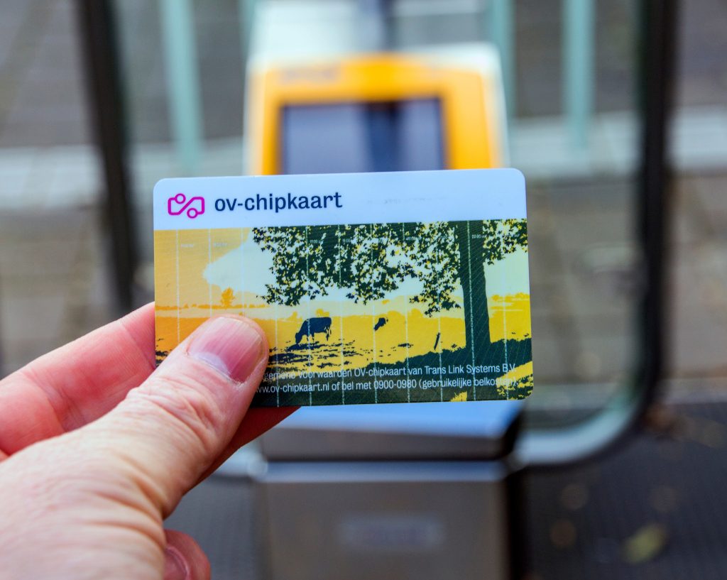Transportul public în Olanda și cardul OV-chipkaart - Eastmen
